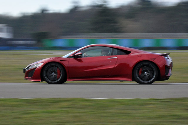 HONDA NSX (II) 3.5i SH-AWD (2016-) - ESSAI